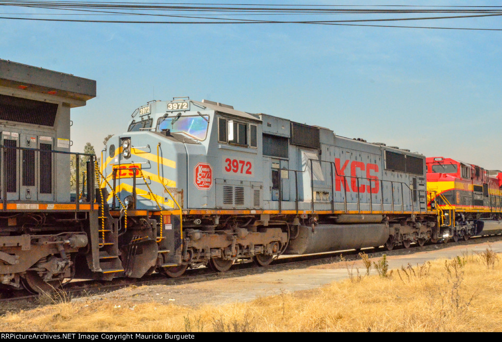 KCS SD70MAC locomotive in gray paint scheme - ex TFM